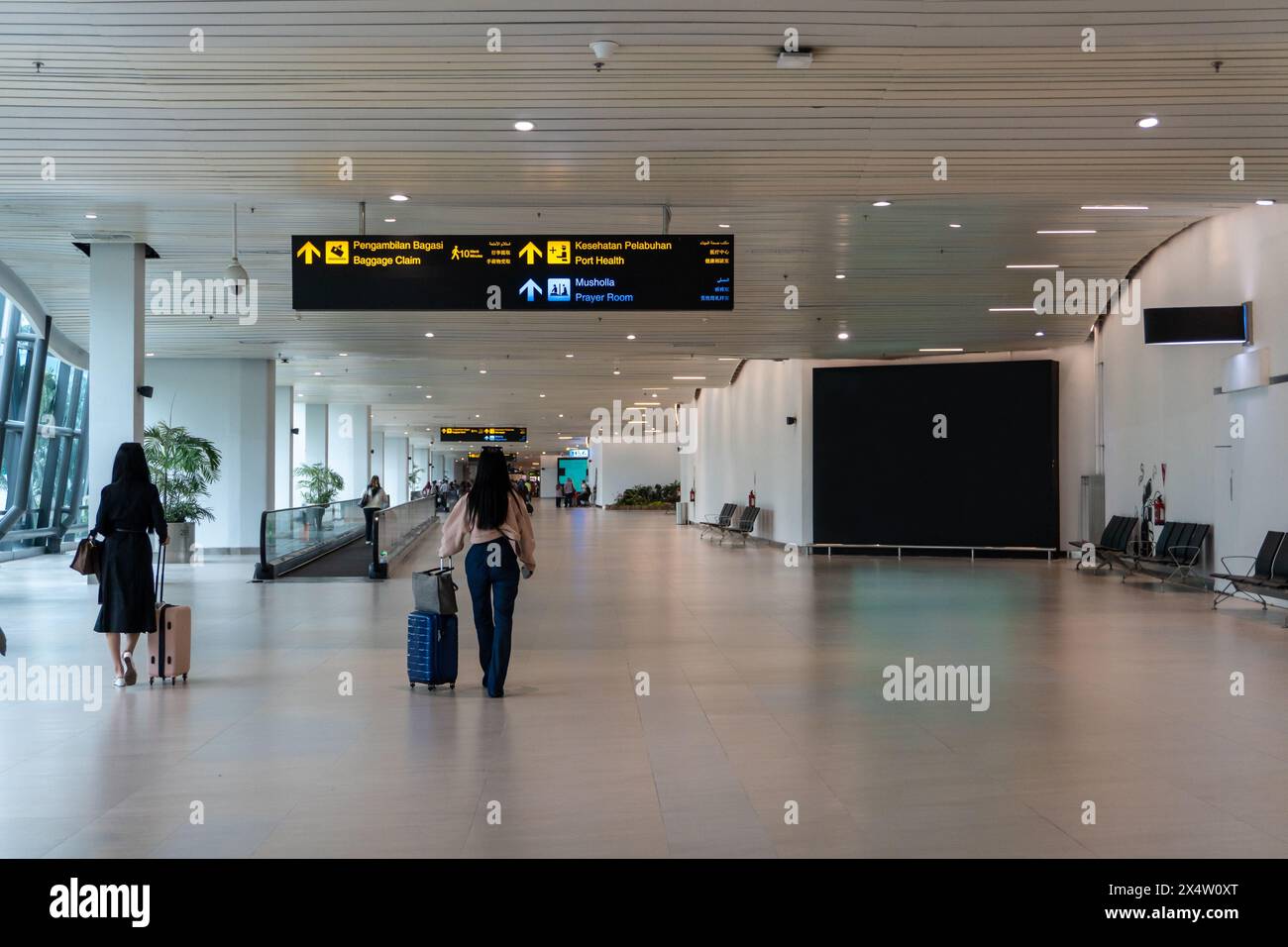 Travelator icon hi-res stock photography and images - Alamy