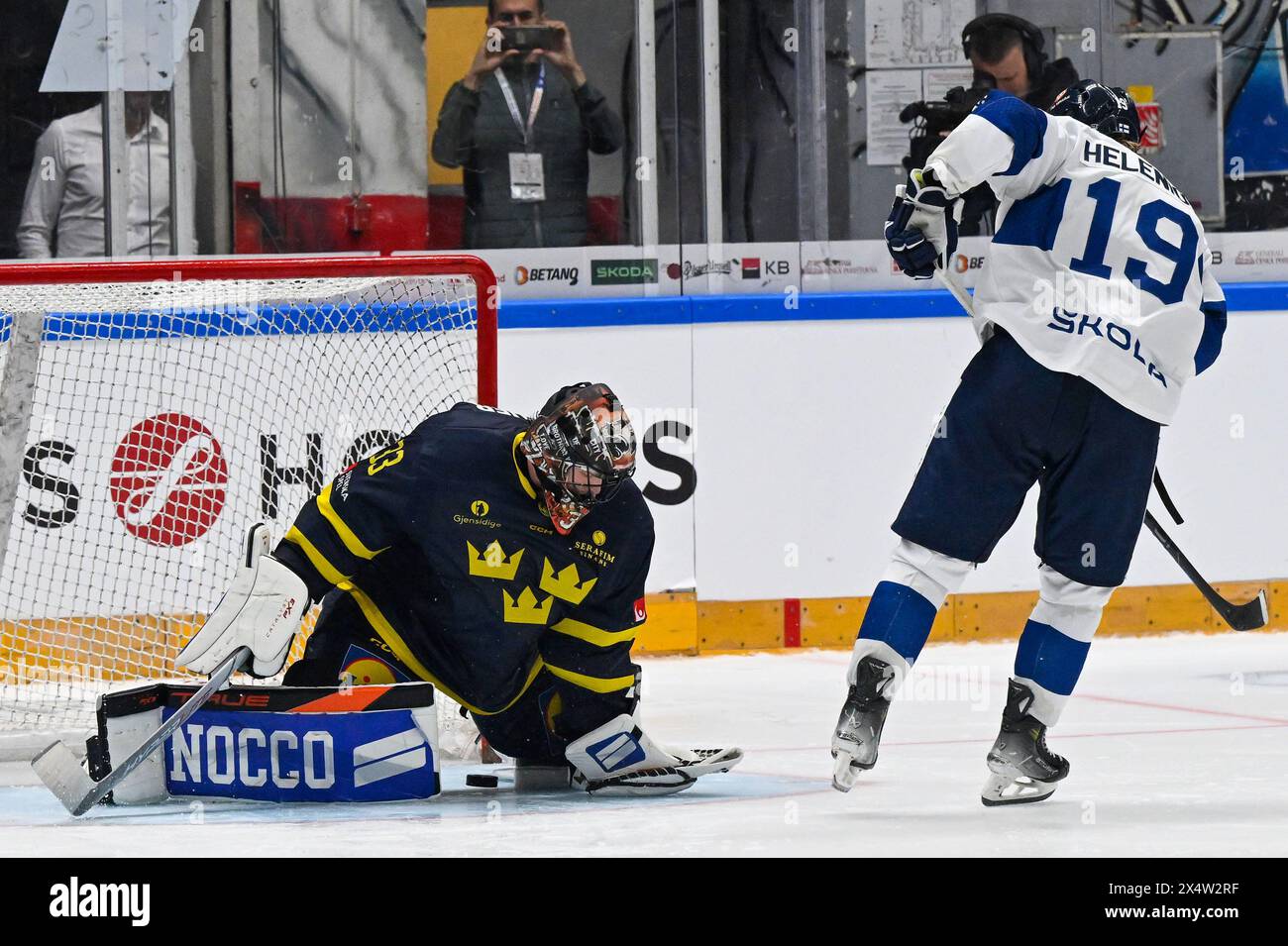Brno, Czech Republic. 05th May, 2024. L-R Goalkeeper Samuel Ersson (SWE ...