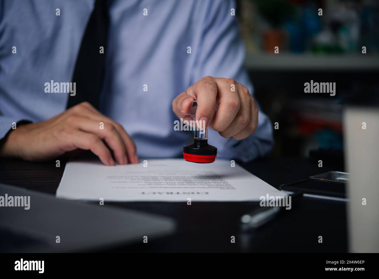 Work visa rubber stamp hi-res stock photography and images - Alamy