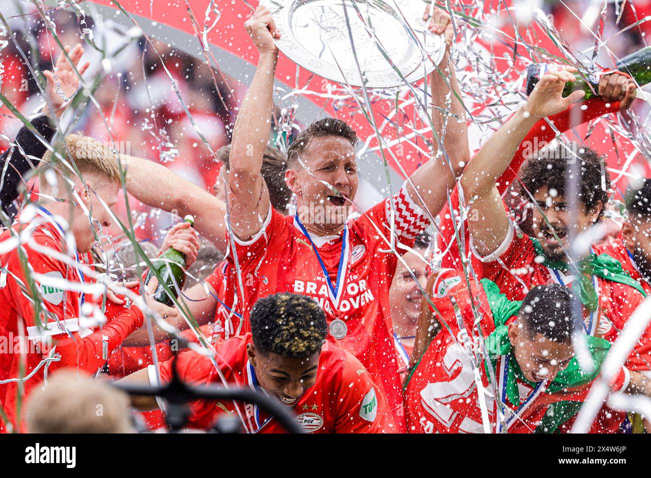 EINDHOVEN, NETHERLANDS - MAY 5: Luuk de Jong of PSV, players of PSV ...