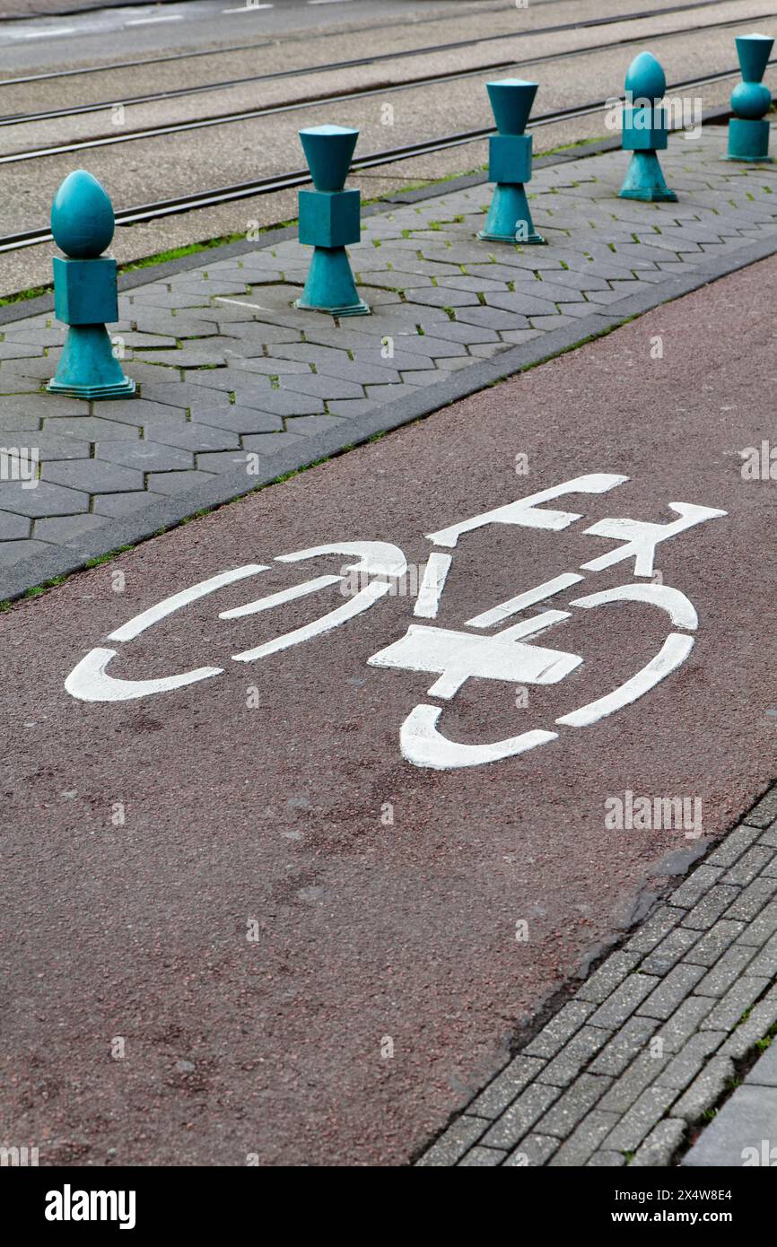 Holland, Amsterdam, bikes sign Stock Photo - Alamy