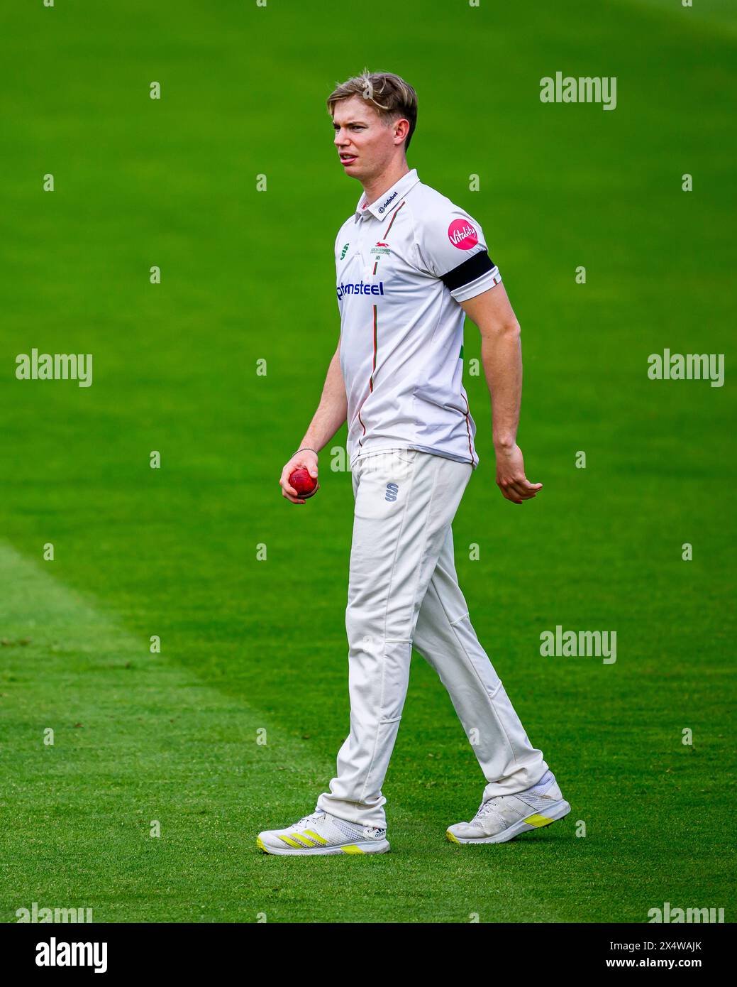 LONDON, UNITED KINGDOM. 05 May, 24. Tom Scriven of Leicestershire in ...
