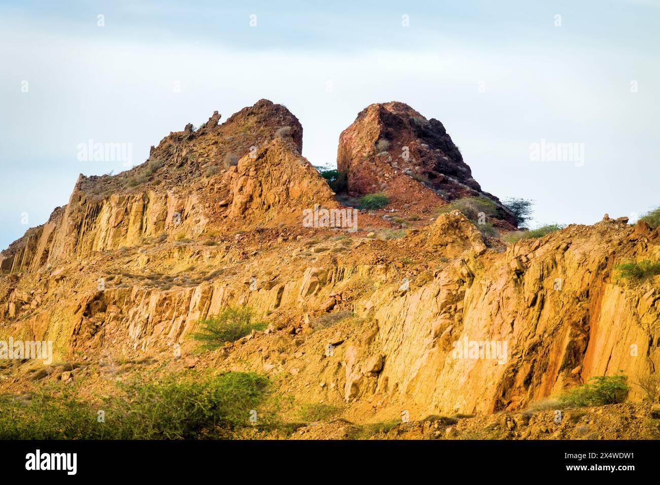 Red laterite soil hi-res stock photography and images - Alamy