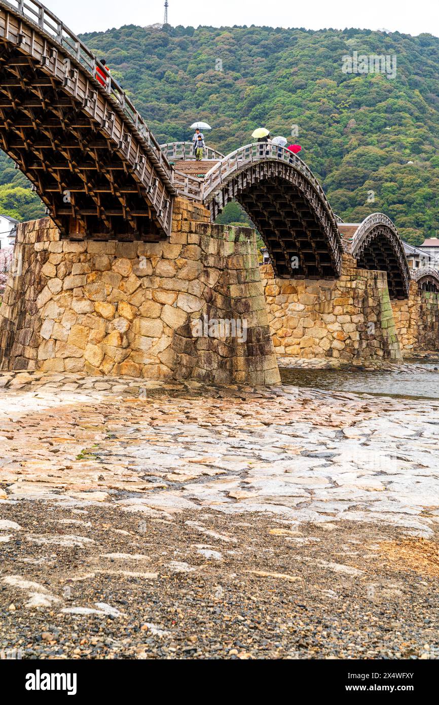 The Kintaikyo Bridge, the famous landmark at Iwakuni, Japan. Five ...