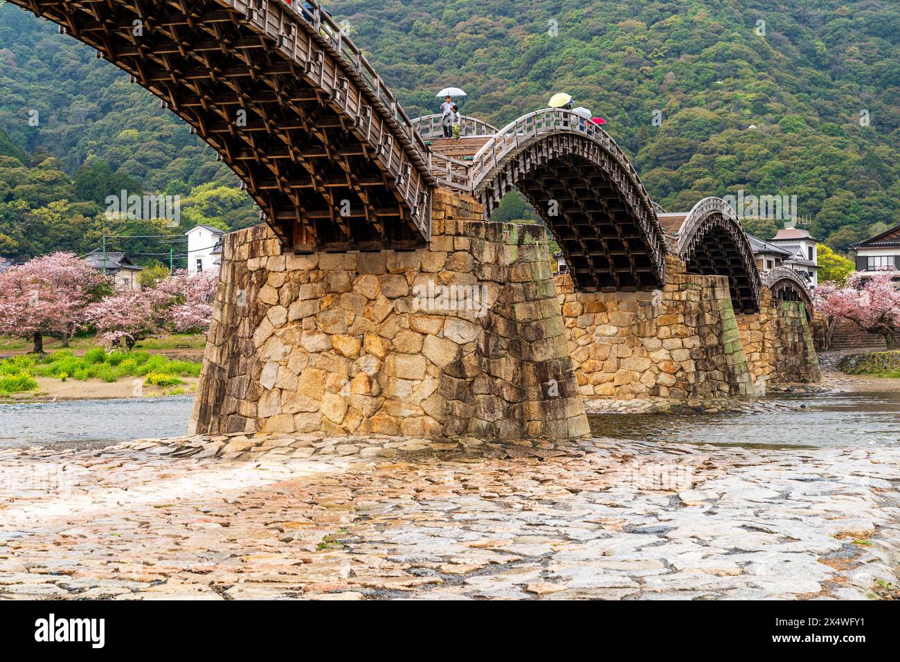 The Kintaikyo Bridge, the famous landmark at Iwakuni, Japan. Five ...