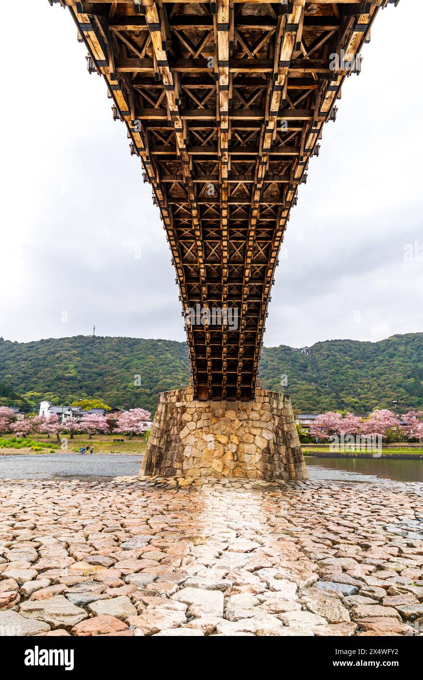 The Kintaikyo Bridge, the famous landmark at Iwakuni, Japan. Five ...