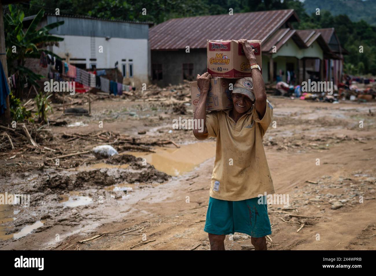 Luwu, Indonesia. 05th May, 2024. Residents look for items that can ...