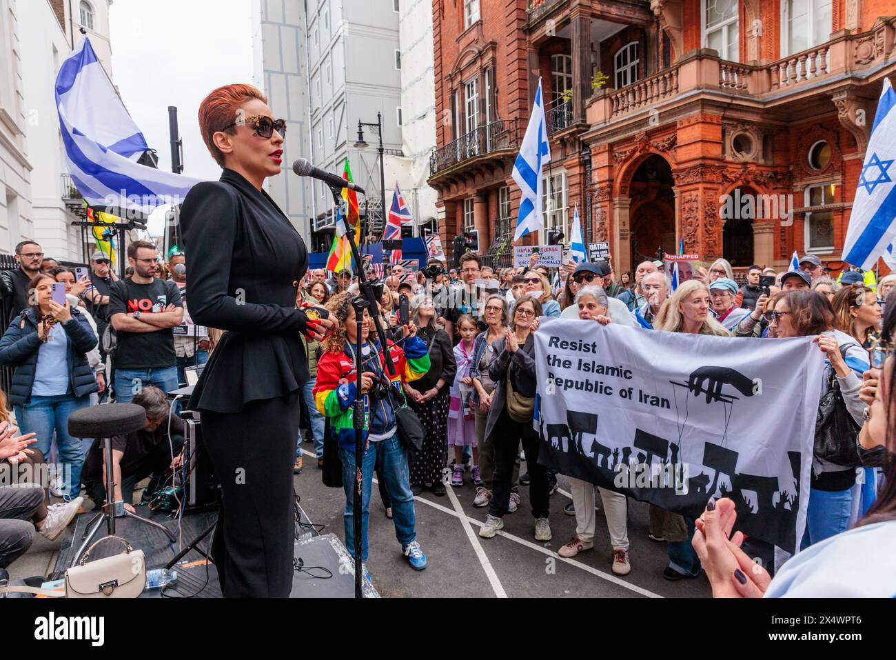 Qatar Embassy, London, UK. 5th May 2024. Iranian human rights activist ...
