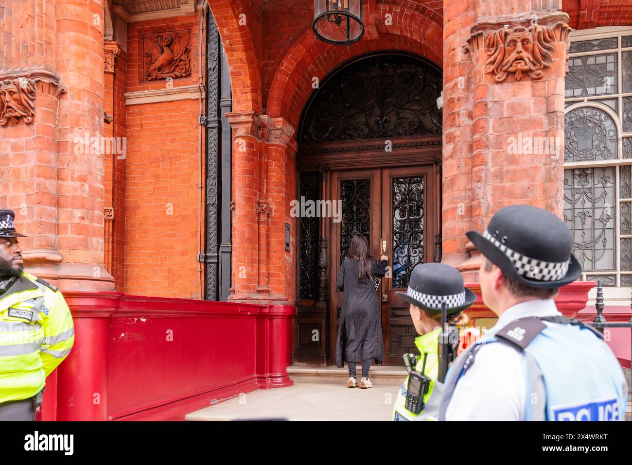 Qatar Embassy, London, UK. 5th May 2024. Rev. Hayley Ace, delivers a ...
