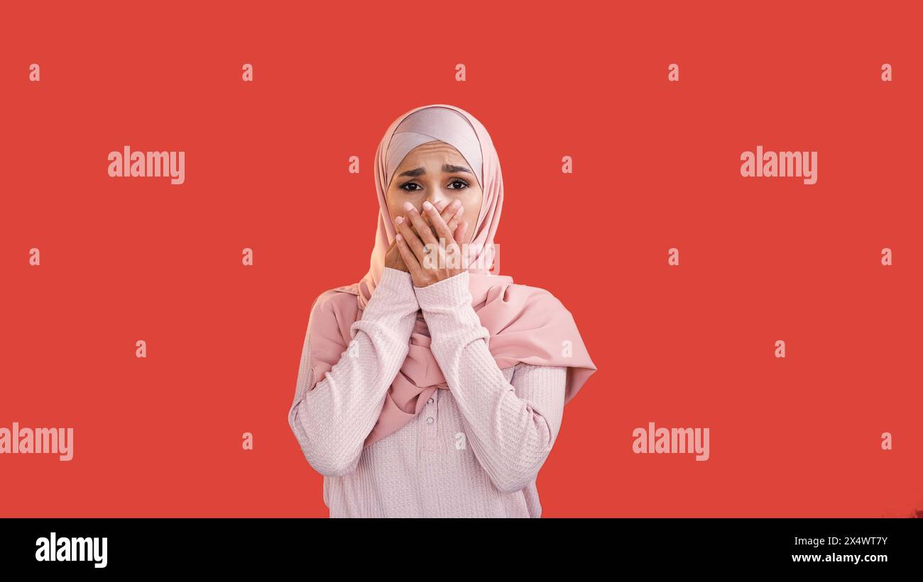 Shock expression. Fear emotion. Stressed scared sad overwhelmed woman ...