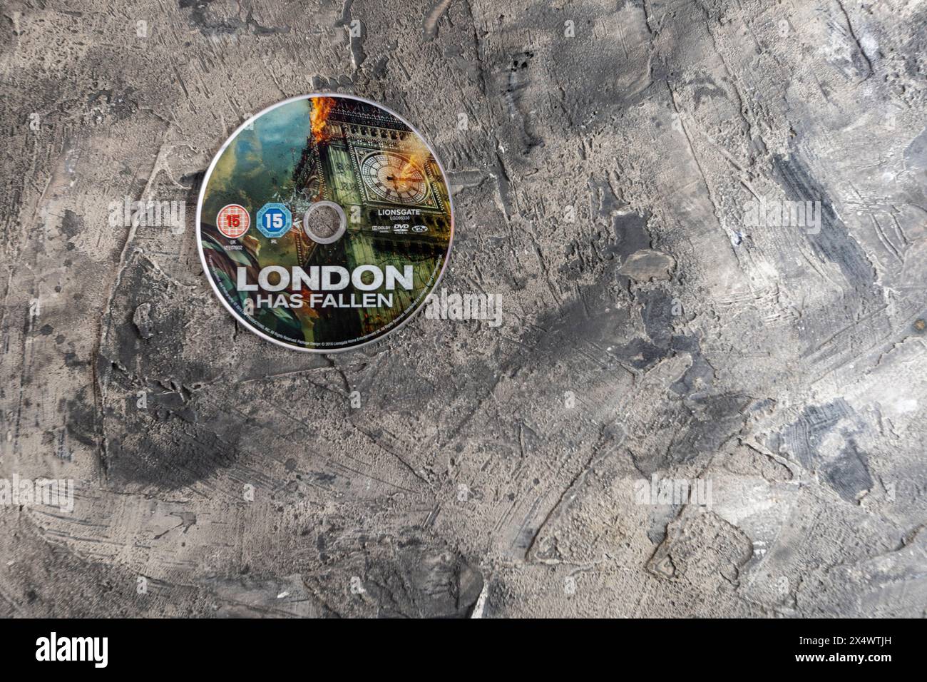 Overblown and violent action 2016 thriller starring Gerard Butler ...