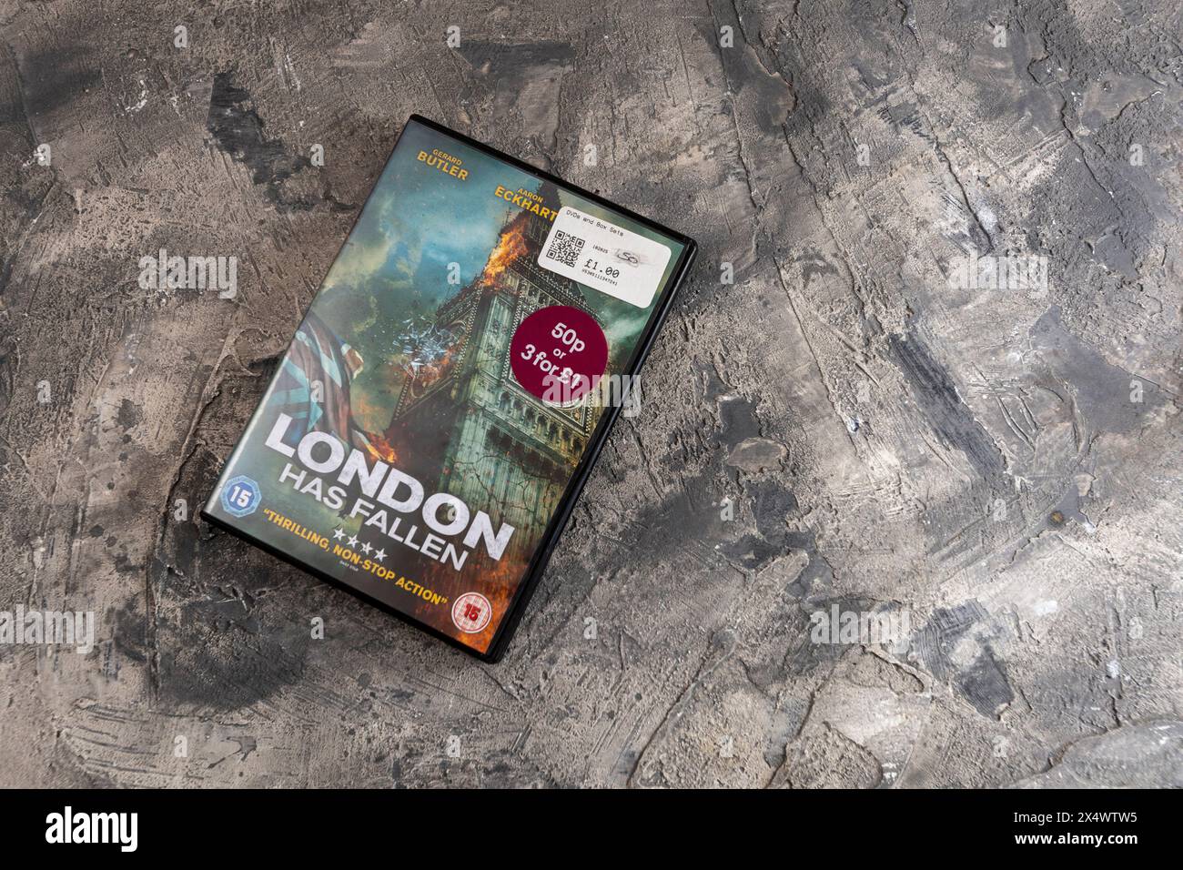 Overblown and violent action 2016 thriller starring Gerard Butler ...