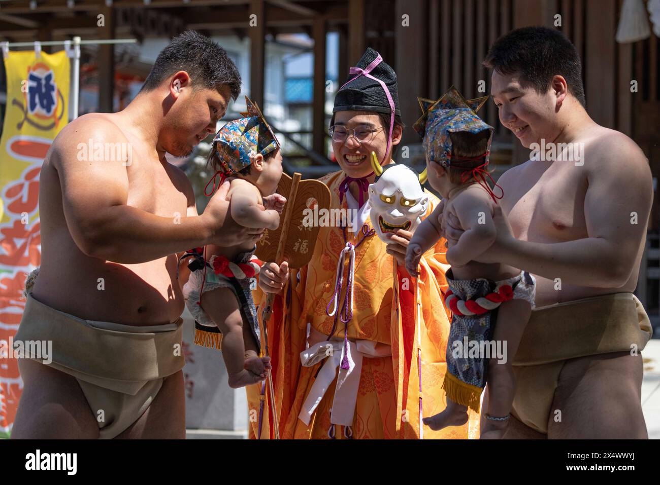 Shinto festival children hi-res stock photography and images - Alamy