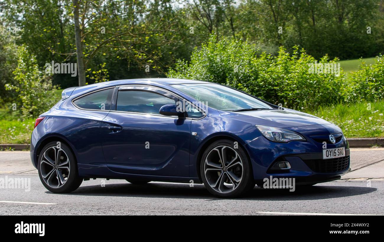 Vauxhall astra estate hi-res stock photography and images - Alamy