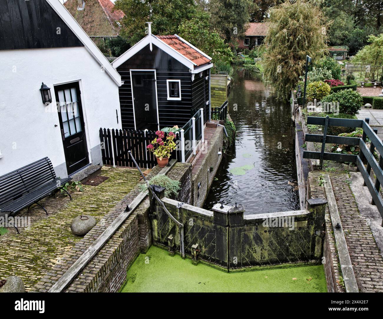 Holland, Edam village (Amsterdam), typical dutch stone houses ans a ...