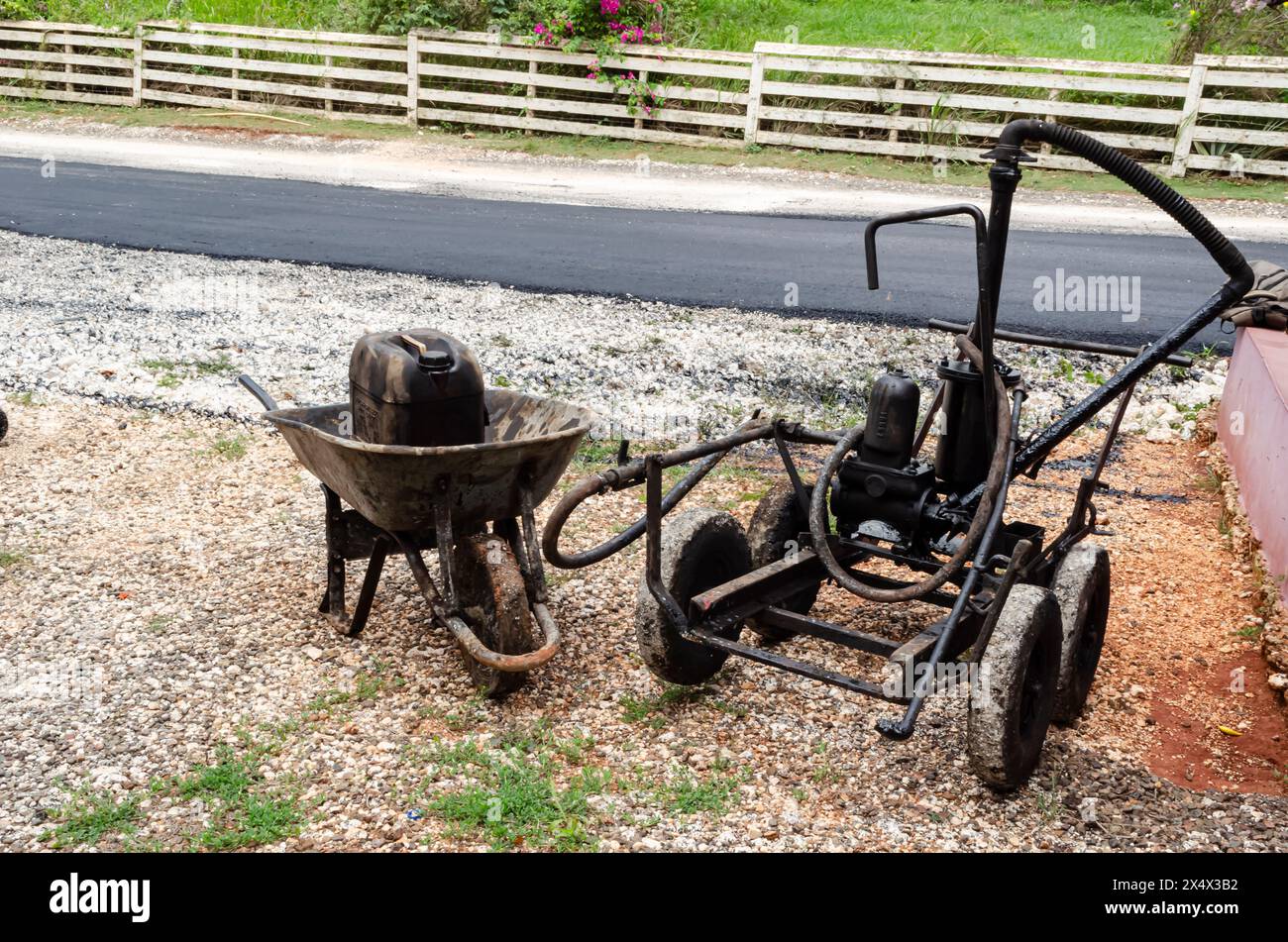 Manual sprayer hi-res stock photography and images - Alamy