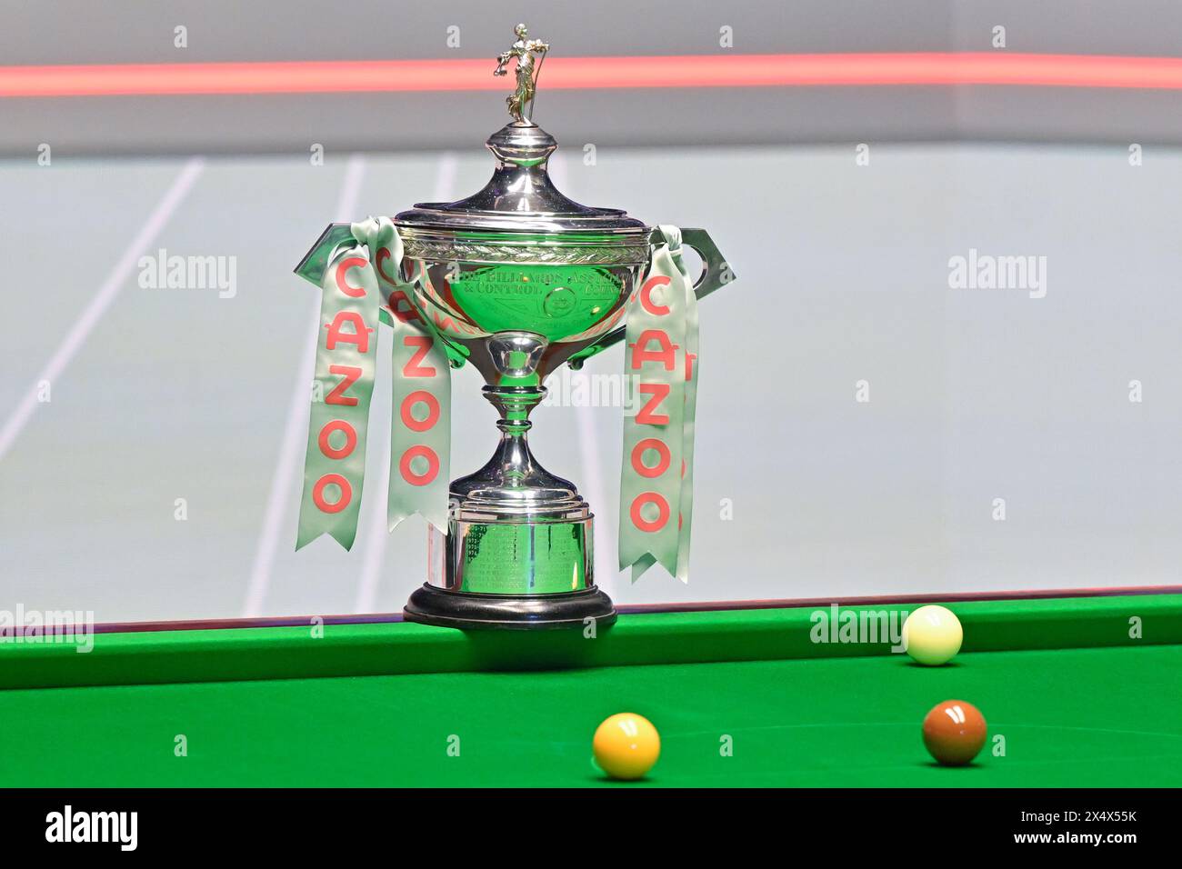 Snooker world championship trophy hi-res stock photography and images ...