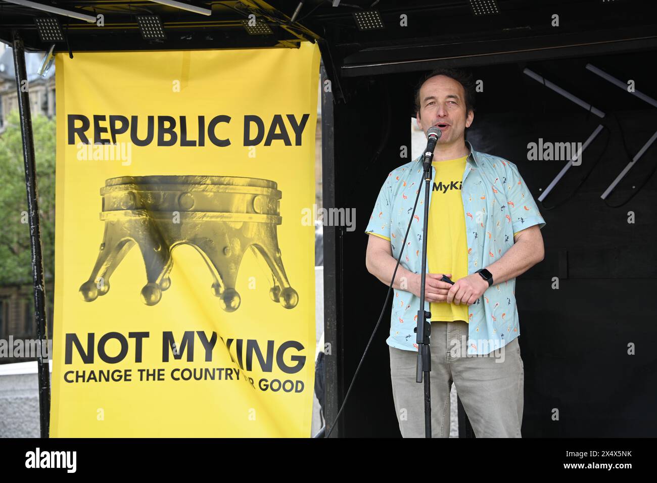 Trafalgar Square, London, UK. 5th May, 2024. Speakers Graham Smith at ...
