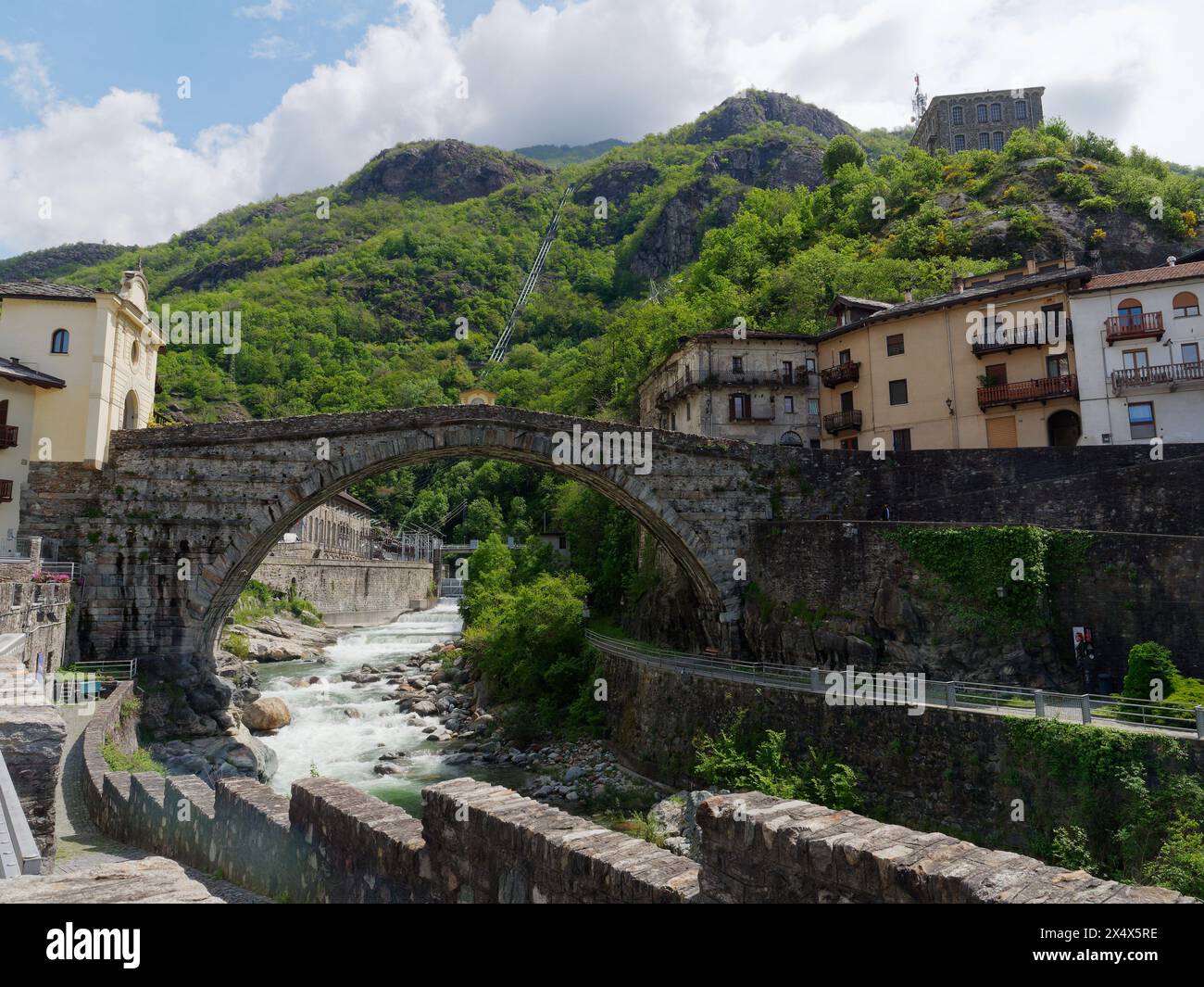 The town of Pont St Martin and its famous Roman bridge of the same name ...