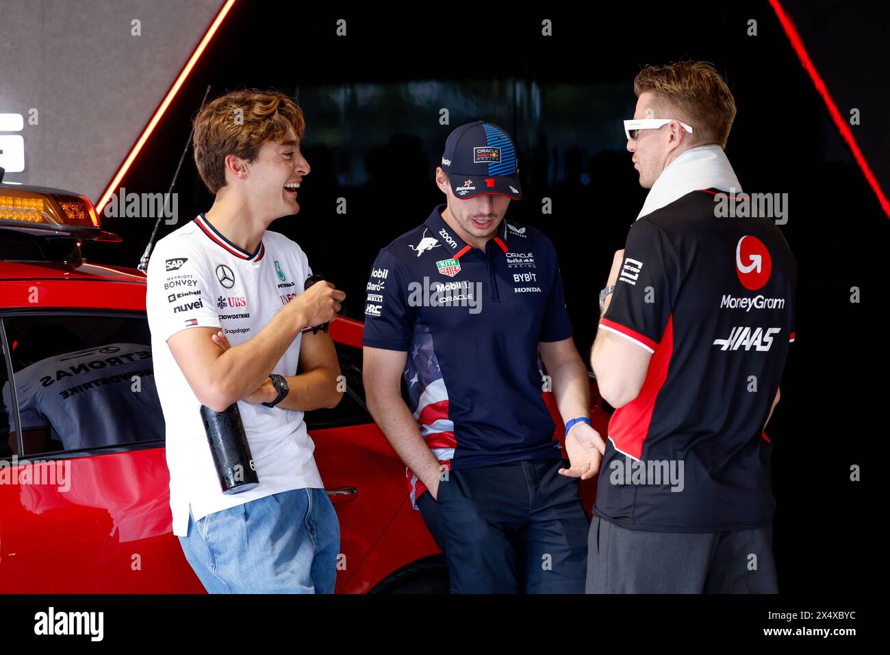 RUSSELL George (gbr), Mercedes AMG F1 Team W15, VERSTAPPEN Max (ned ...