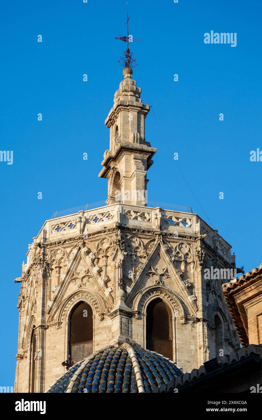 VALENCIA, SPAIN - FEBRUARY 2, 2024: Valencia cathedral on Plaza de la ...