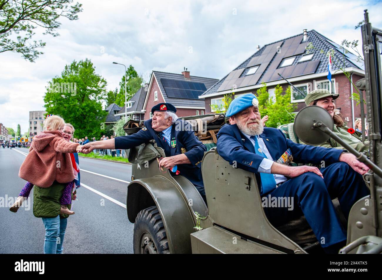 Wageningen, Netherlands. 05th May, 2024. A little girl is seen cheering ...