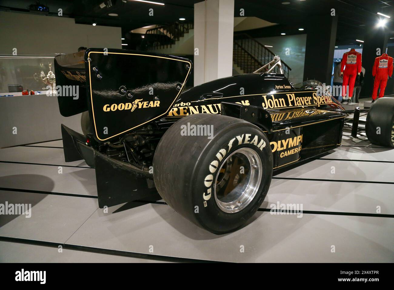 John player special f1 car hi-res stock photography and images - Alamy