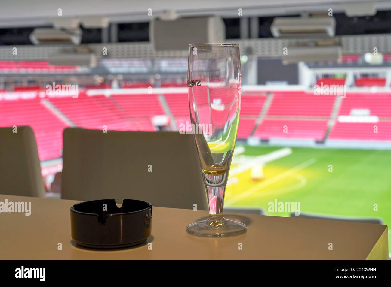 Vip loge hi-res stock photography and images - Alamy