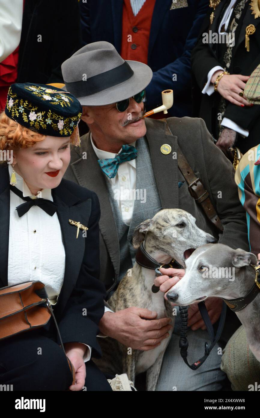 The Fourth Grand Flaneur Walk – Sunday 5th May, 2024, commenced at ...