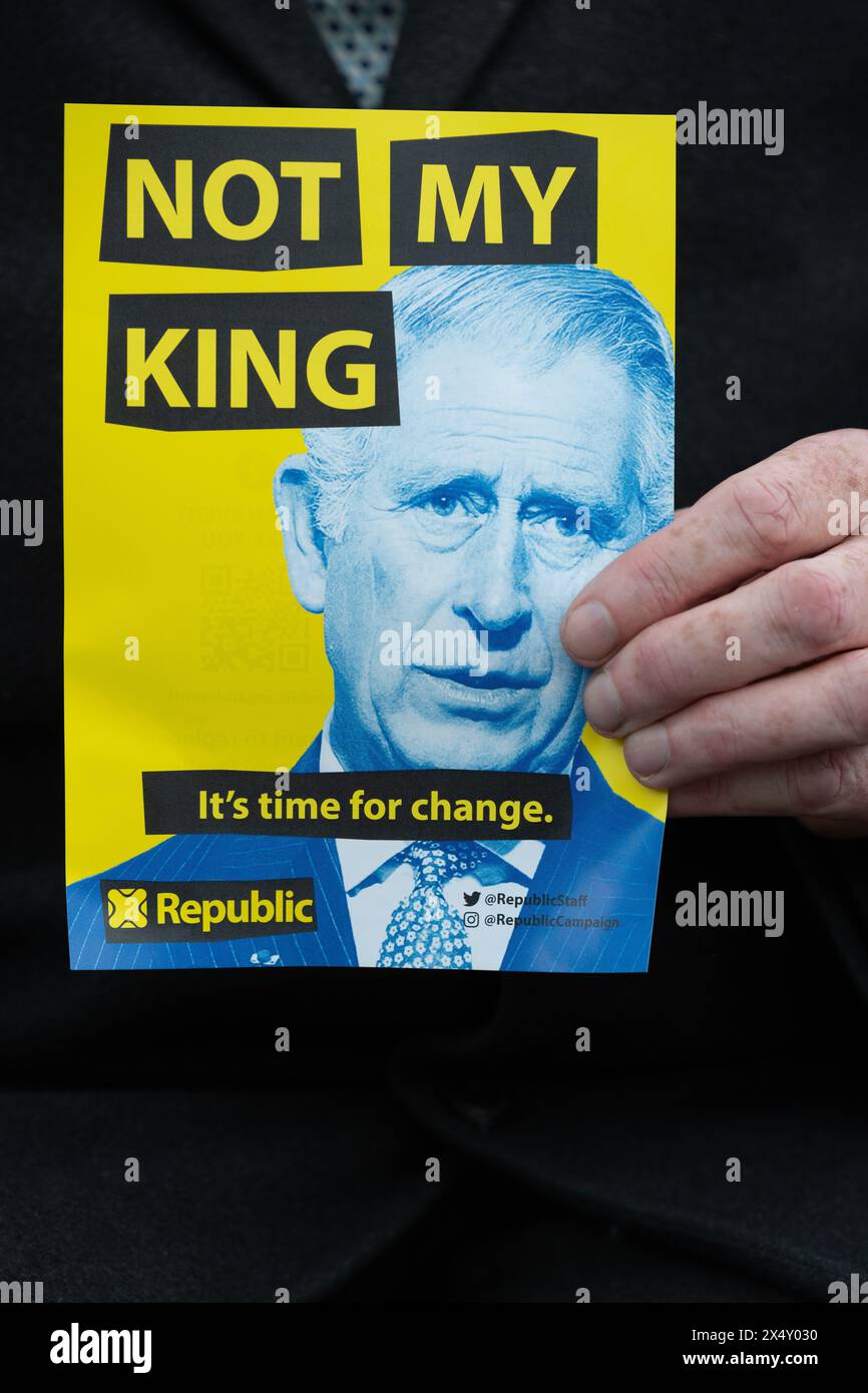 London, UK. 5 May, 2024. Anti-monarchists gather in Trafalgar Square as ...