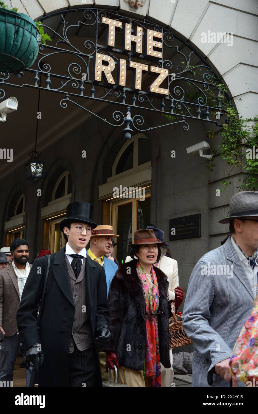 The Fourth Grand Flaneur Walk – Sunday 5th May, 2024, commenced at ...