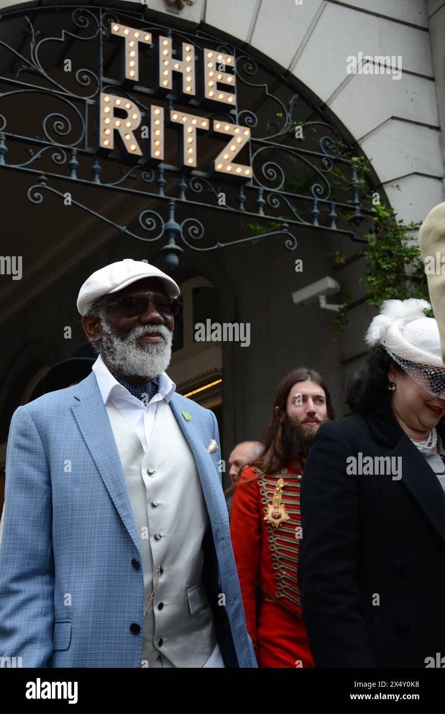 The Fourth Grand Flaneur Walk – Sunday 5th May, 2024, commenced at ...