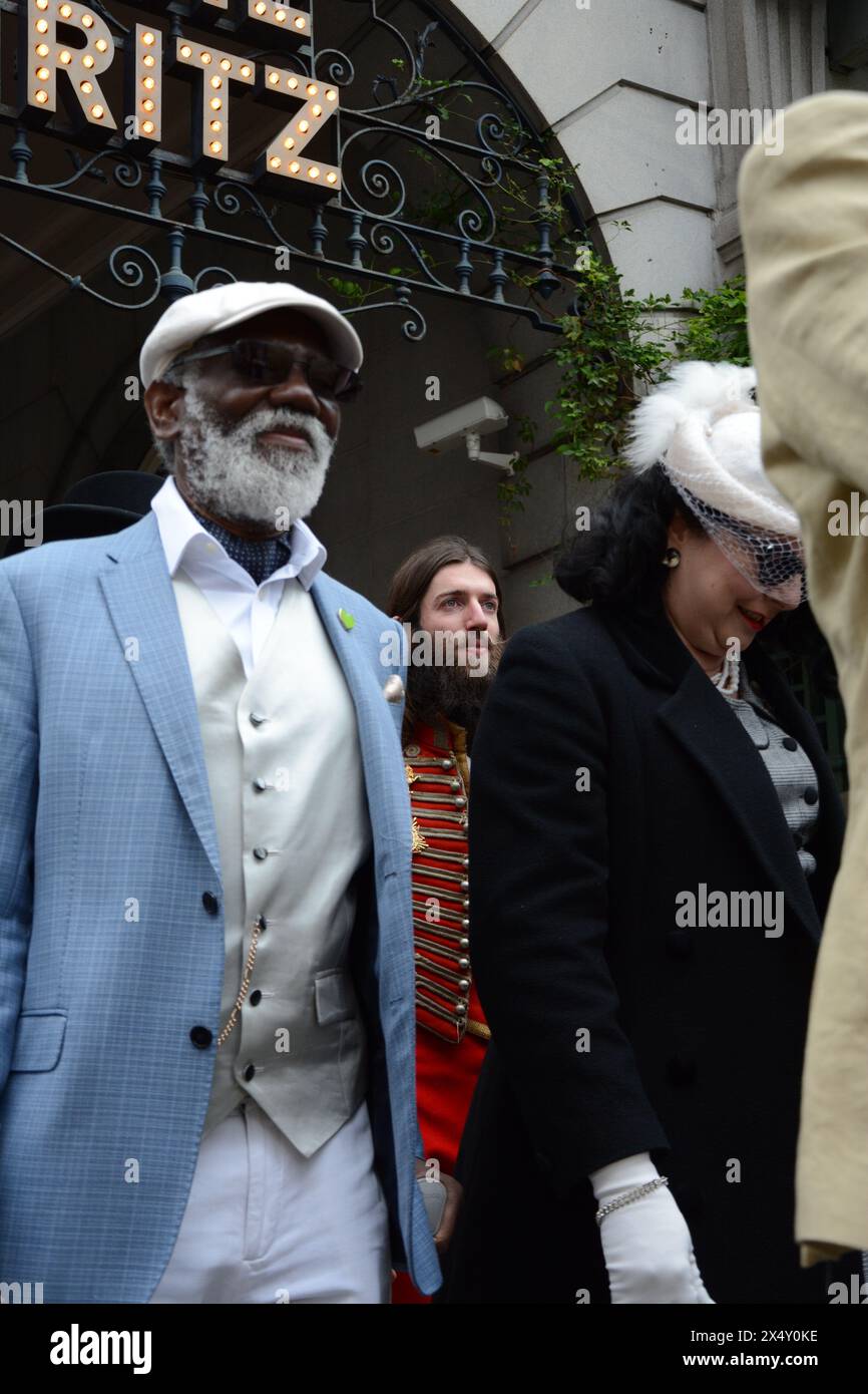 The Fourth Grand Flaneur Walk – Sunday 5th May, 2024, commenced at ...