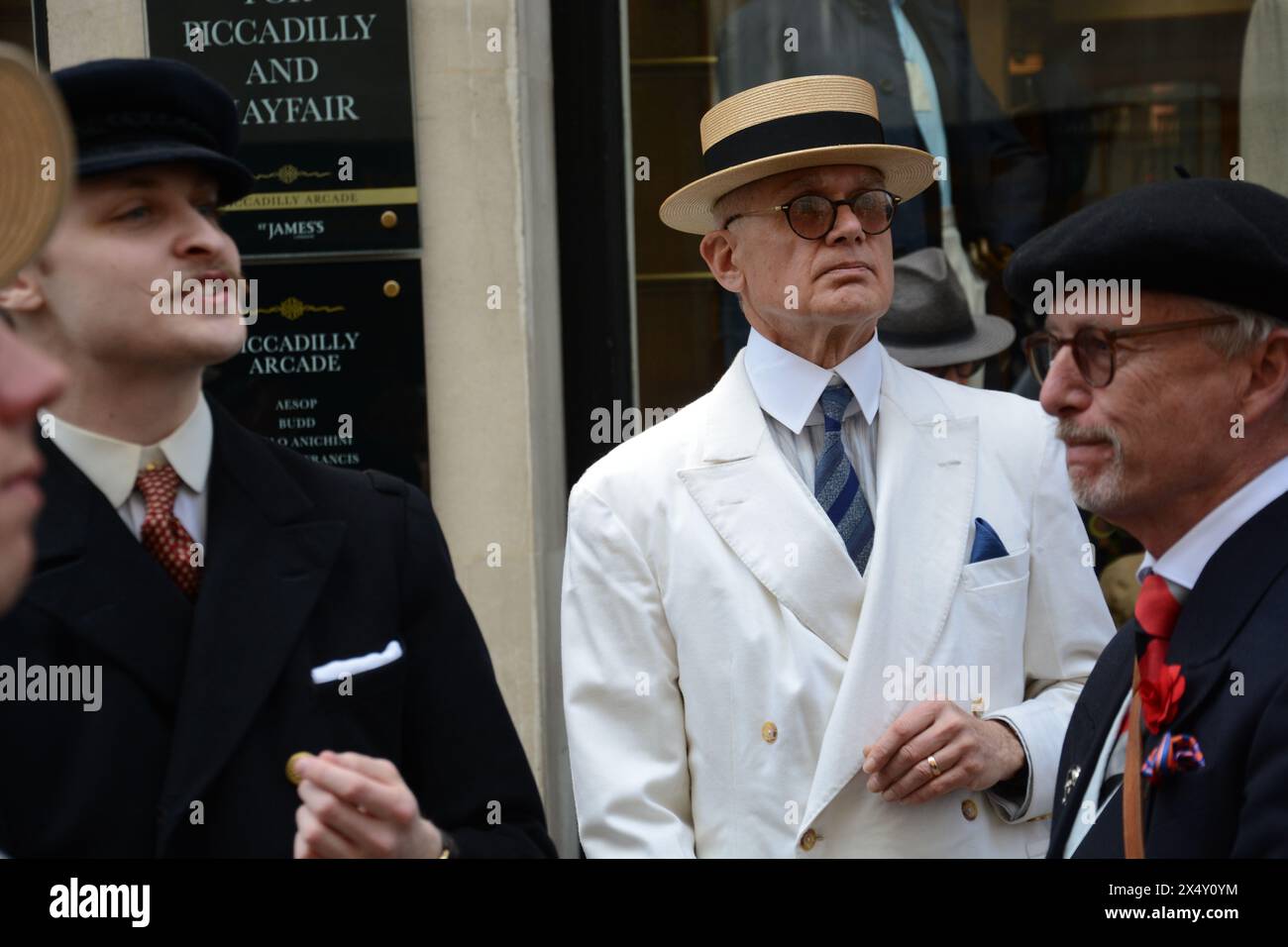 The Fourth Grand Flaneur Walk – Sunday 5th May, 2024, commenced at ...