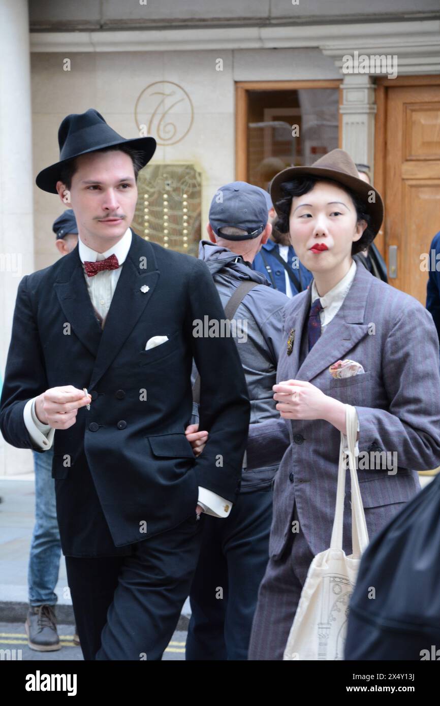 The Fourth Grand Flaneur Walk – Sunday 5th May, 2024, commenced at ...