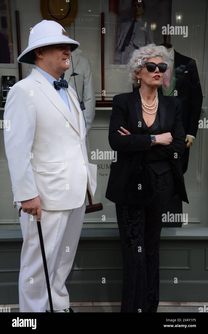 The Fourth Grand Flaneur Walk – Sunday 5th May, 2024, commenced at ...