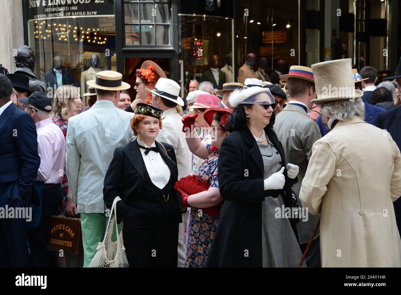 The Fourth Grand Flaneur Walk – Sunday 5th May, 2024, commenced at ...