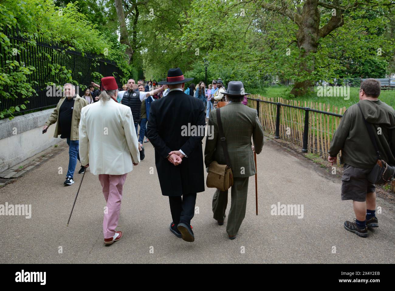 The Fourth Grand Flaneur Walk – Sunday 5th May, 2024, commenced at ...