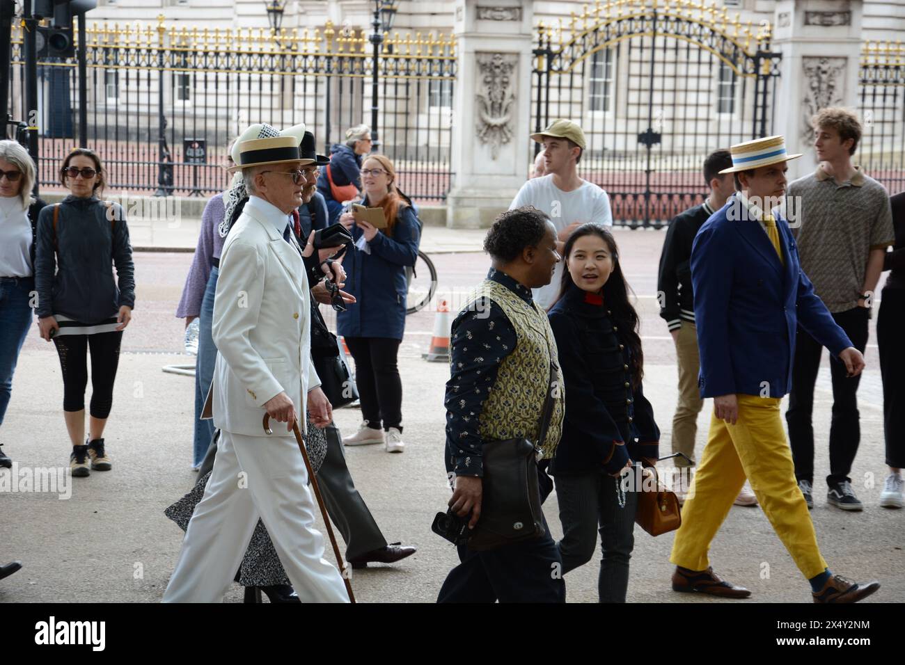 The Fourth Grand Flaneur Walk – Sunday 5th May, 2024, commenced at ...