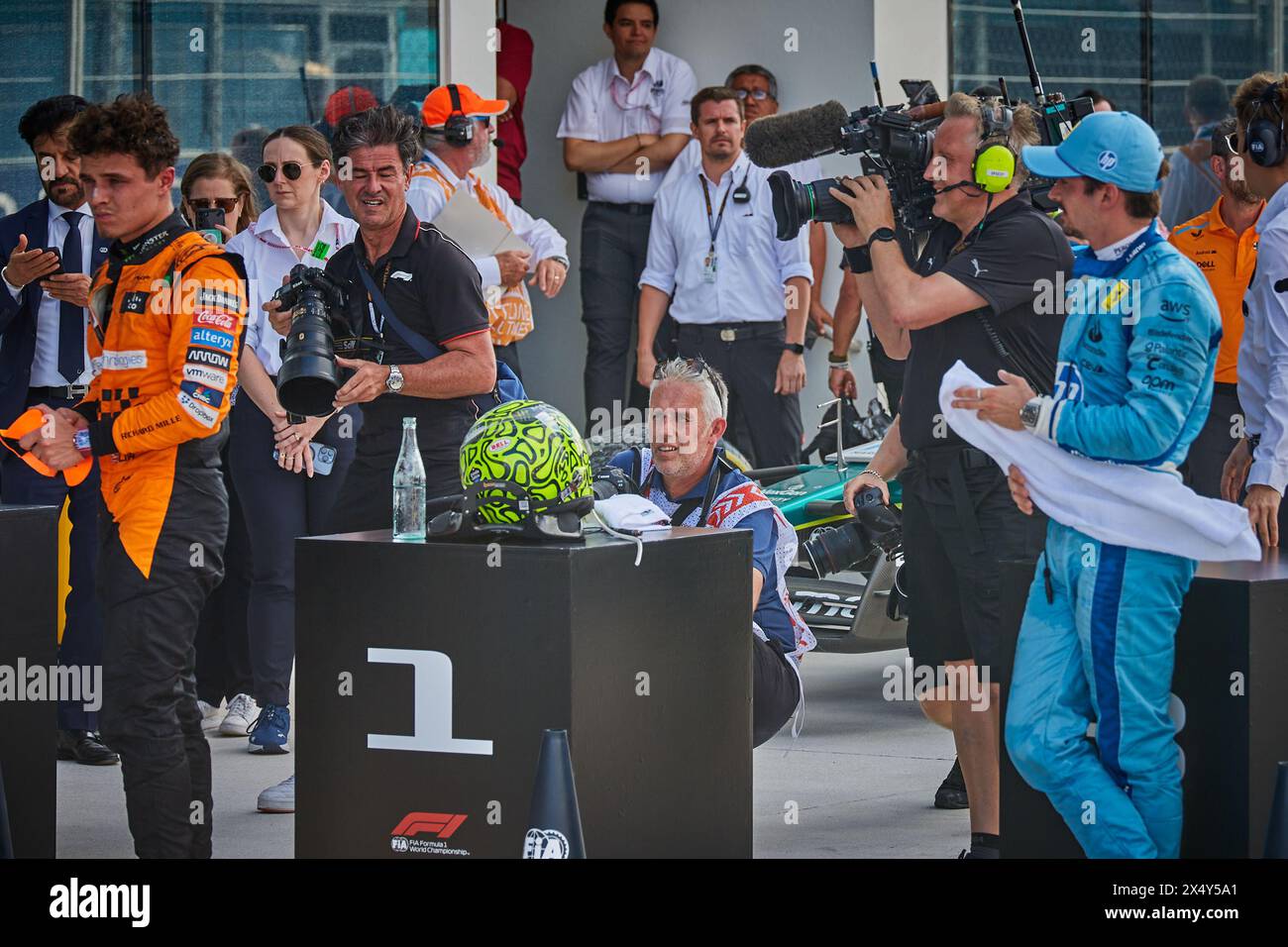 Miami Gardens, FL, USA. 5th May 2024. Race Finish. 1st place: 4 Lando ...