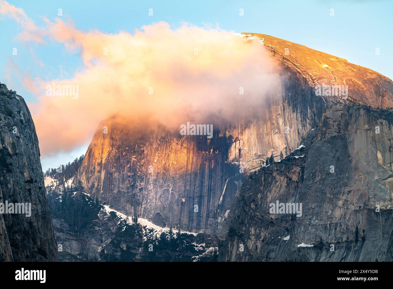 Yosemite iconic view hi-res stock photography and images - Alamy