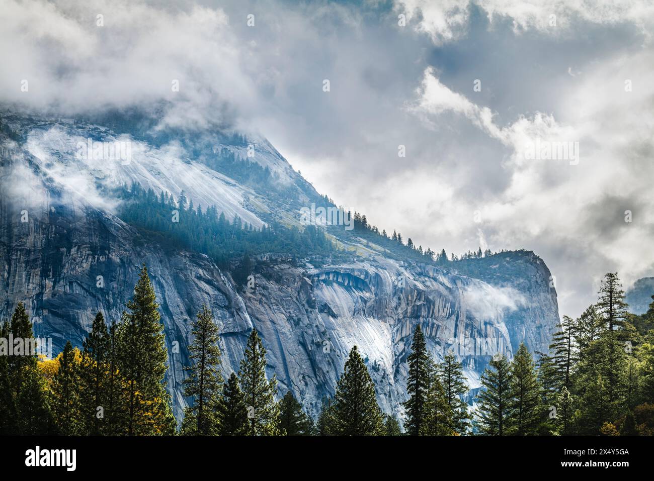 Washington column mountain hi-res stock photography and images - Alamy
