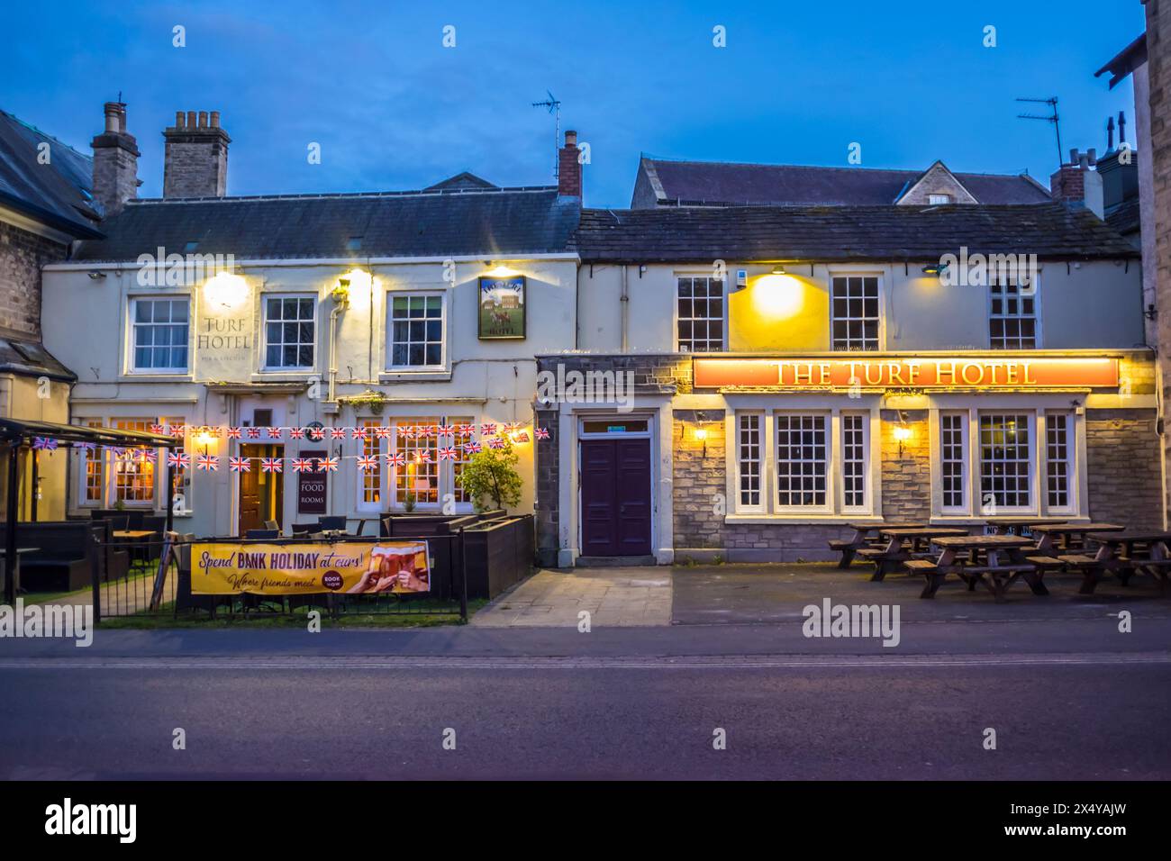The turf hotel hi-res stock photography and images - Alamy