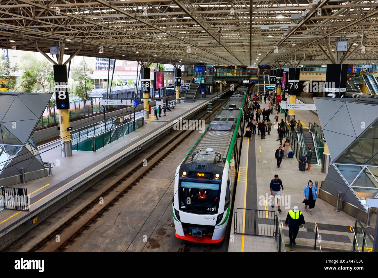 Perth train station hi-res stock photography and images - Alamy