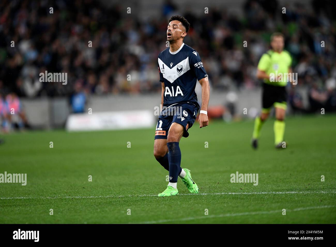 Ben folami football hi-res stock photography and images - Alamy