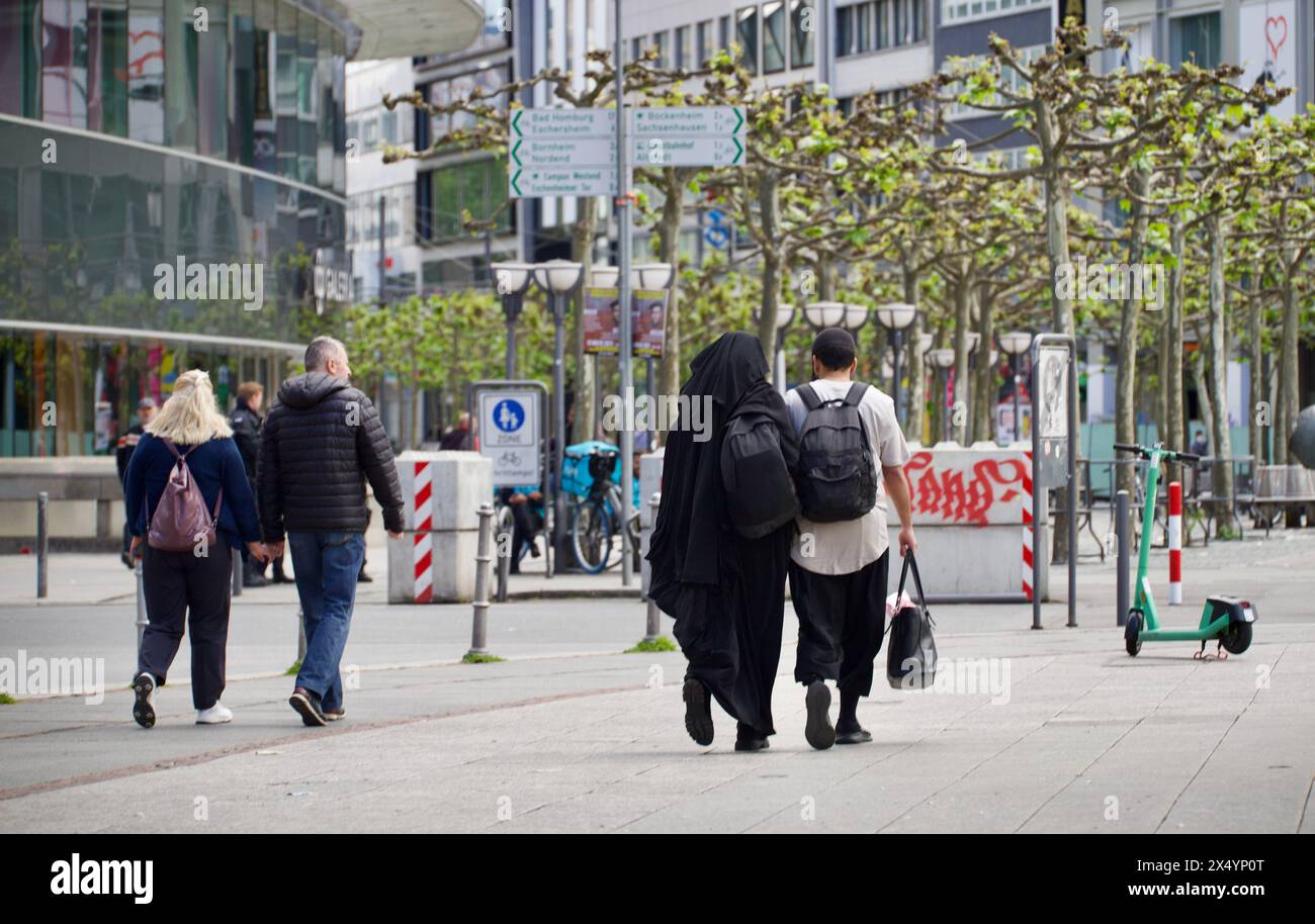 Burqa and niqab germany hi-res stock photography and images - Alamy