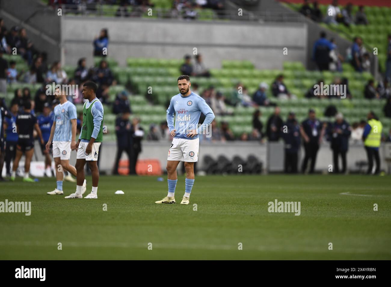 Matthew leckie playing football hi-res stock photography and images - Alamy