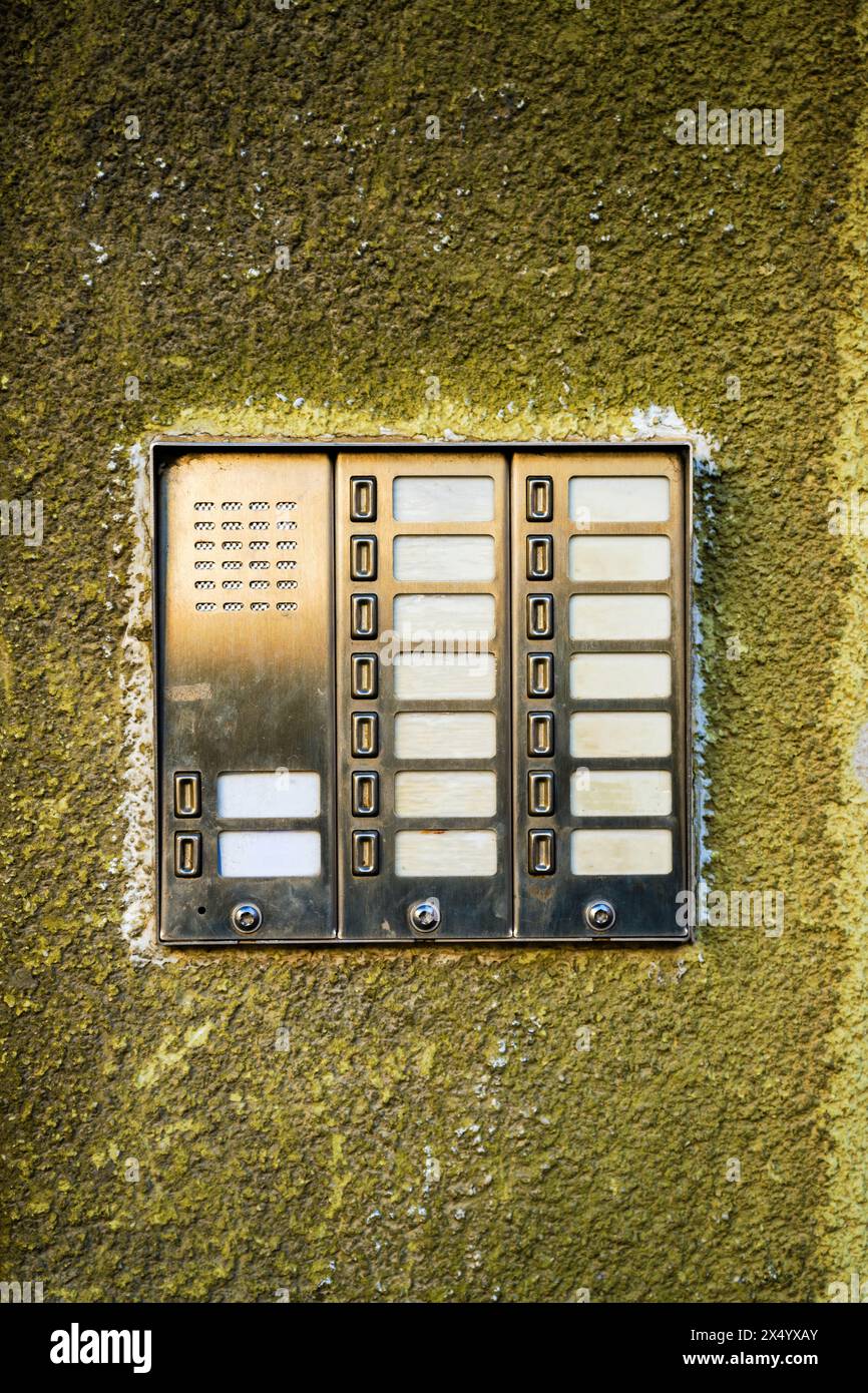 Old blank intercom device mockup on worn facade Stock Photo - Alamy