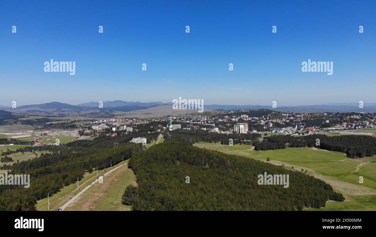 Serbian landscape green hills hi-res stock photography and images - Alamy