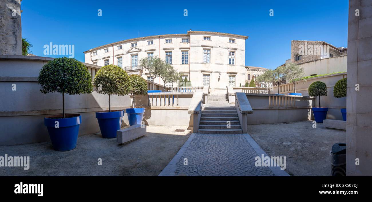 Nîmes - 04 17 2024: View the garden of the Old Nimes Museum Stock Photo ...